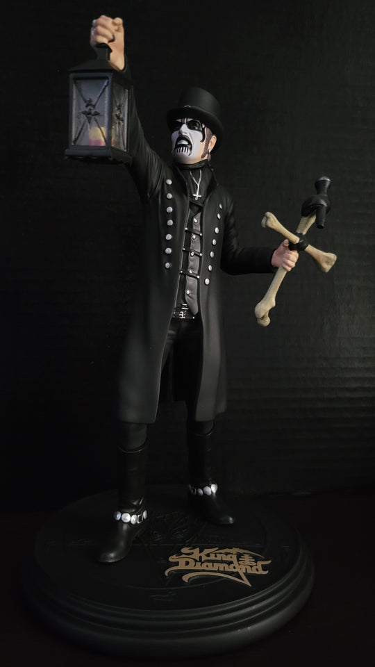 Izzy Rock Collectibles Knucklebonz Rock Iconz statues